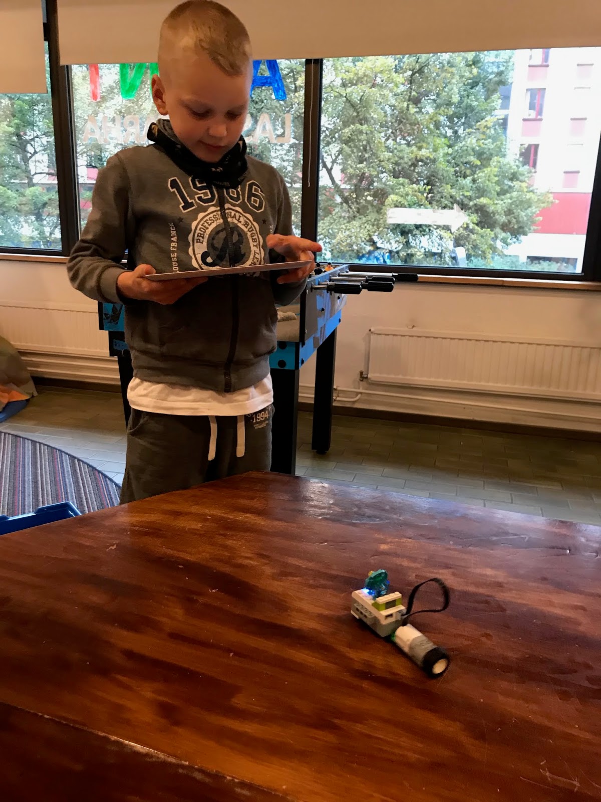 Robootika Anni Lasteaias: Satelliit ja kuukulgur Milo