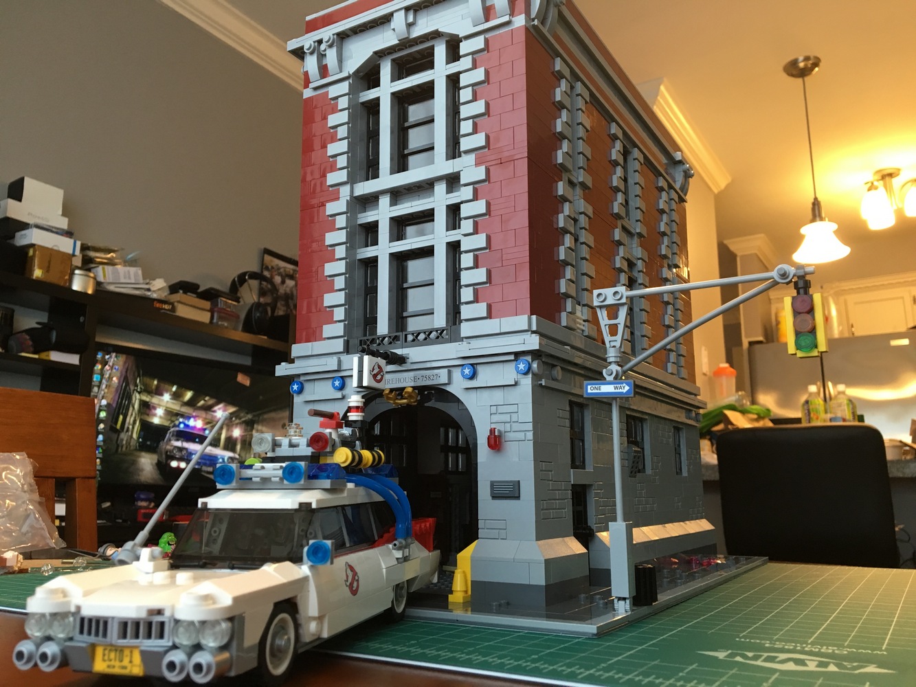 nerdy views: LEGO Ghostbusters Firehouse Build