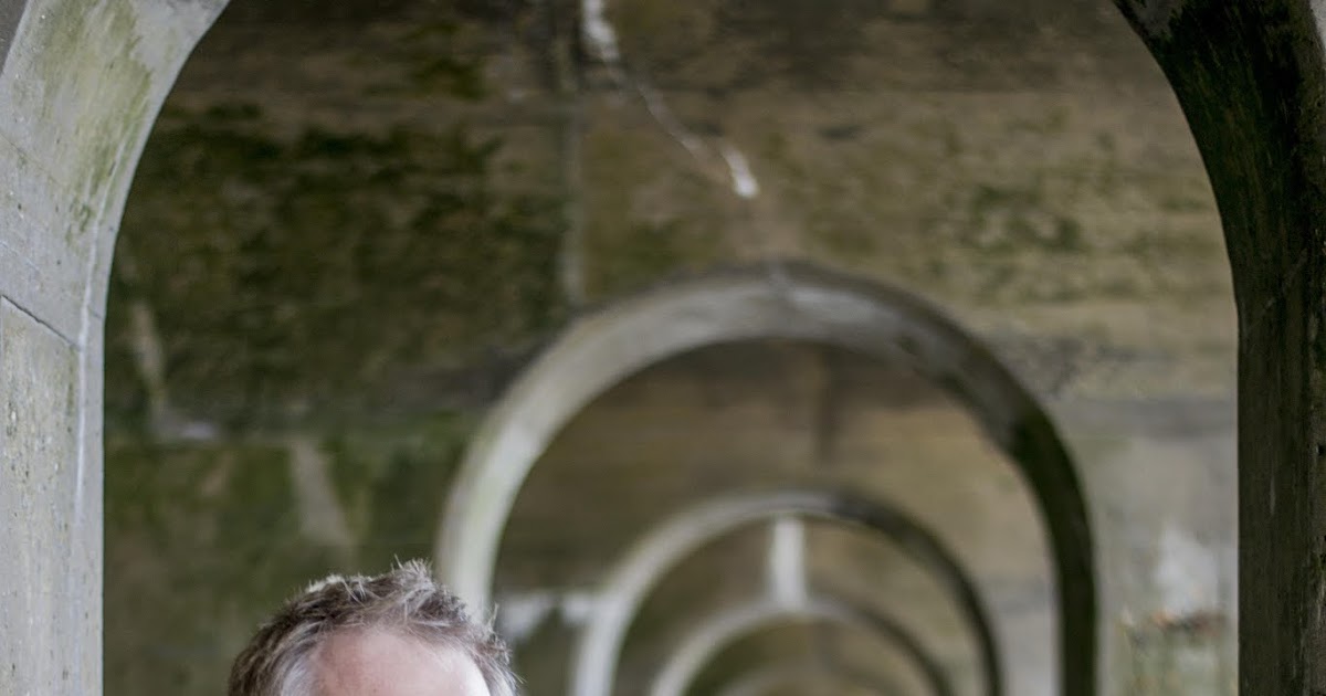 Everybody's Reviewing: Interview with Tim Relf