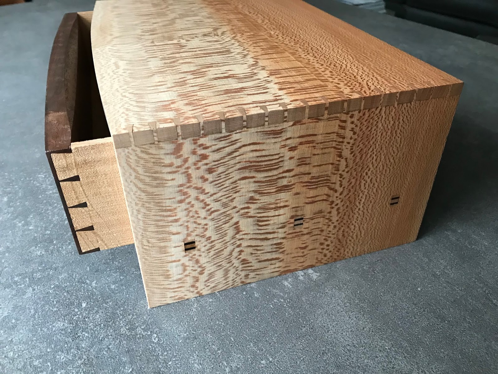 David Barron Furniture: Piston Fit Drawer Project Finished