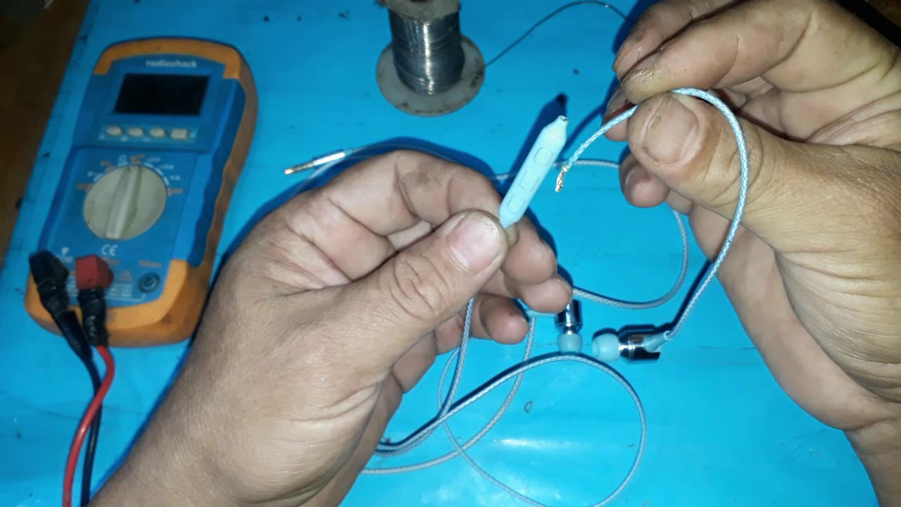 COMO REPARAR AUDIFONOS con CABLE ROTO y sonido entrecortado 🎧 ...