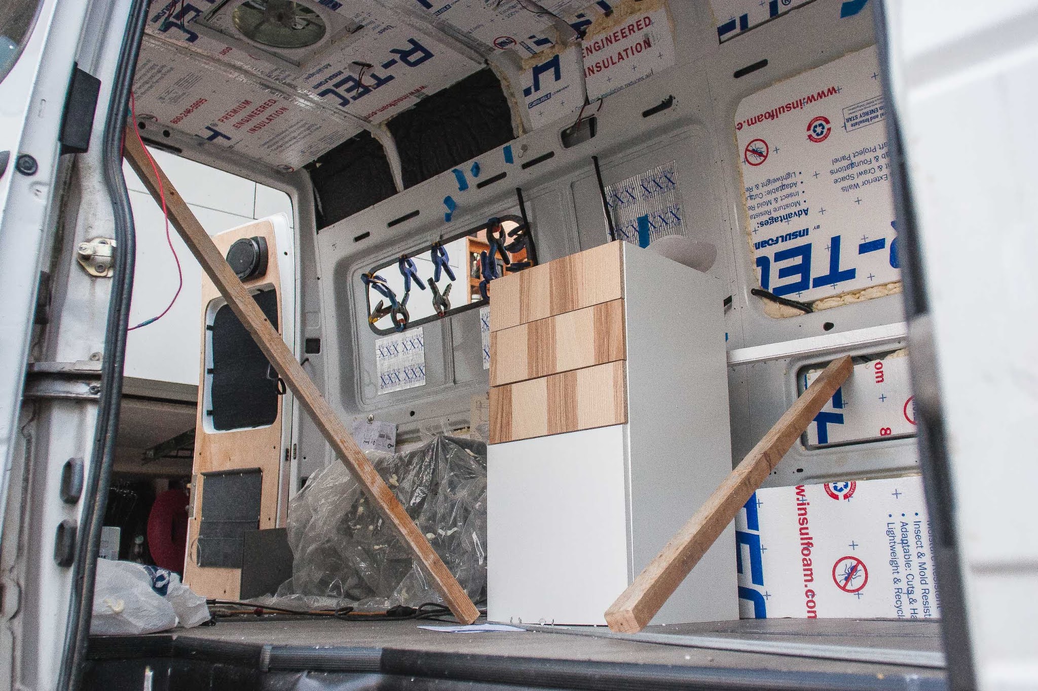 Sprinter van: Walls and ceiling