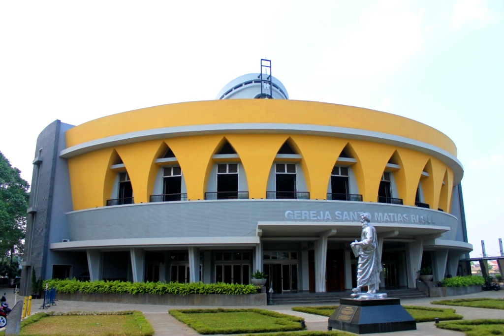 Fotografi Gereja Katolik di Indonesia: Gereja Katolik St. Matias Rasul ...