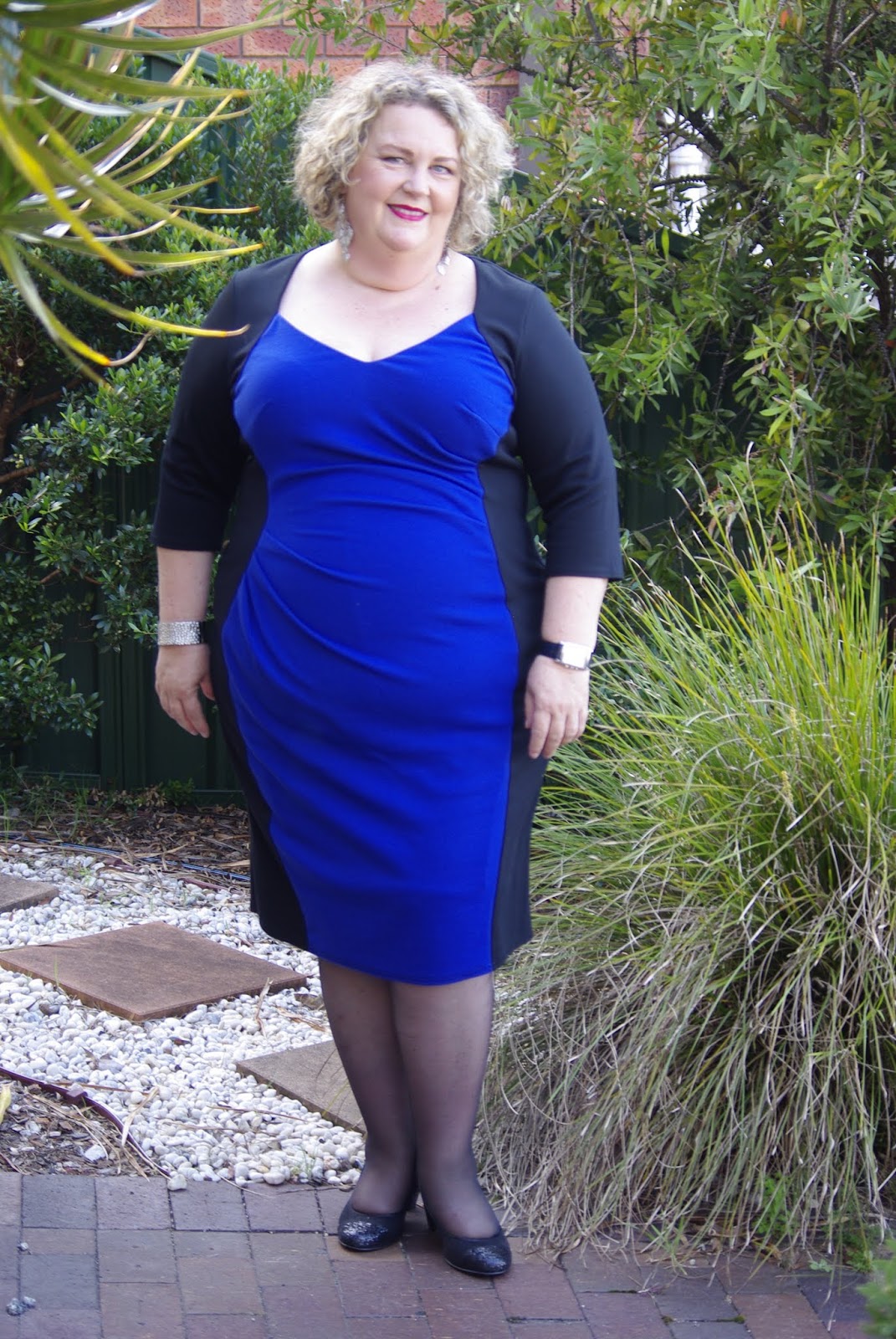 A back pack, a travel pillow and a balloon: Aussie Curves Bodycon