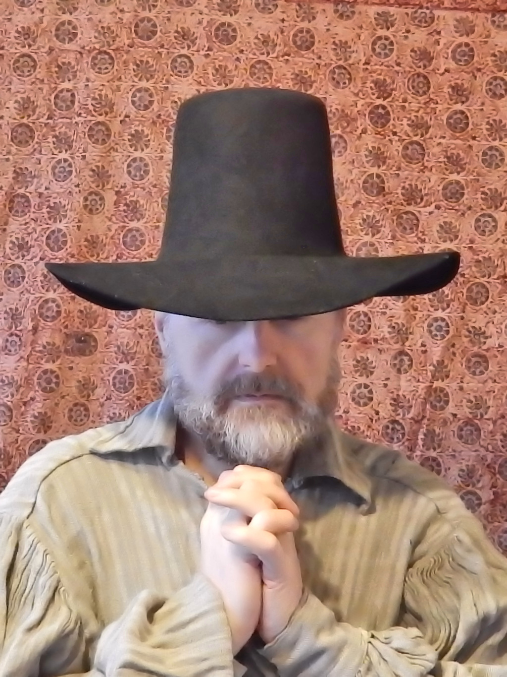 Richard in a Hat: Capotain