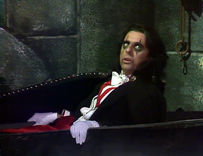 13: THE MUPPET SHOW - "With Alice Cooper" (1978)