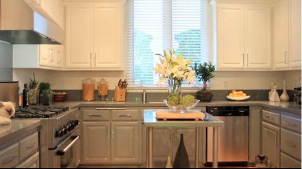 Real Estate and Refinement: Flip out for this 5,000 Jeff Lewis Kitchen