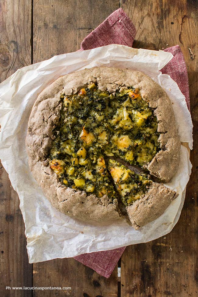 Torta rustica con verza patate e casera - La cucina spontanea - ricette ...