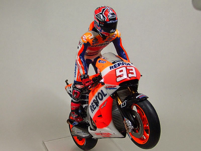 Racing Scale Models: Marc Màrquez MotoGP 2014 Champion's Figure by CGM ...