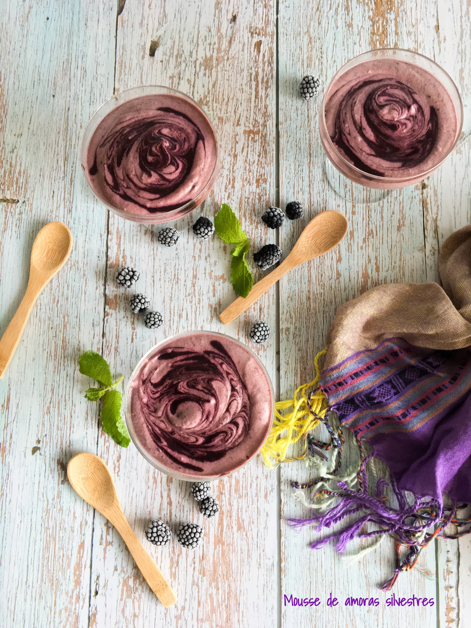 Sugar Bites: Mousse de amoras silvestres