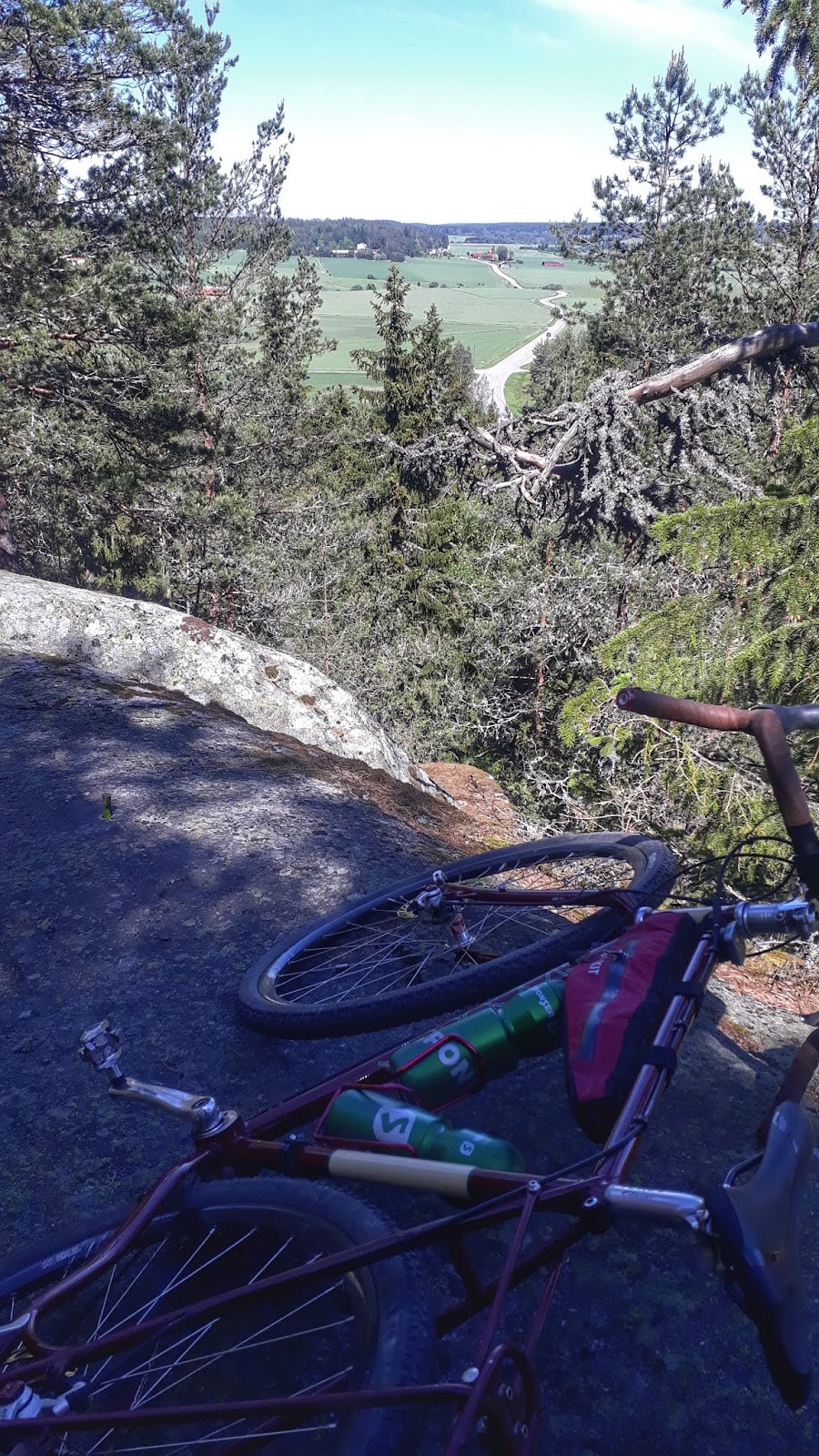 Fillarikellari: Muinaislinnat