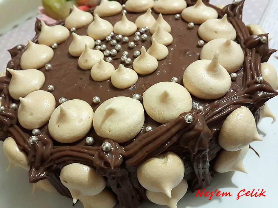 BEZE'Lİ PASTA NASIL YAPILIR? Tarifi Nedir ? | LUNTUĞ