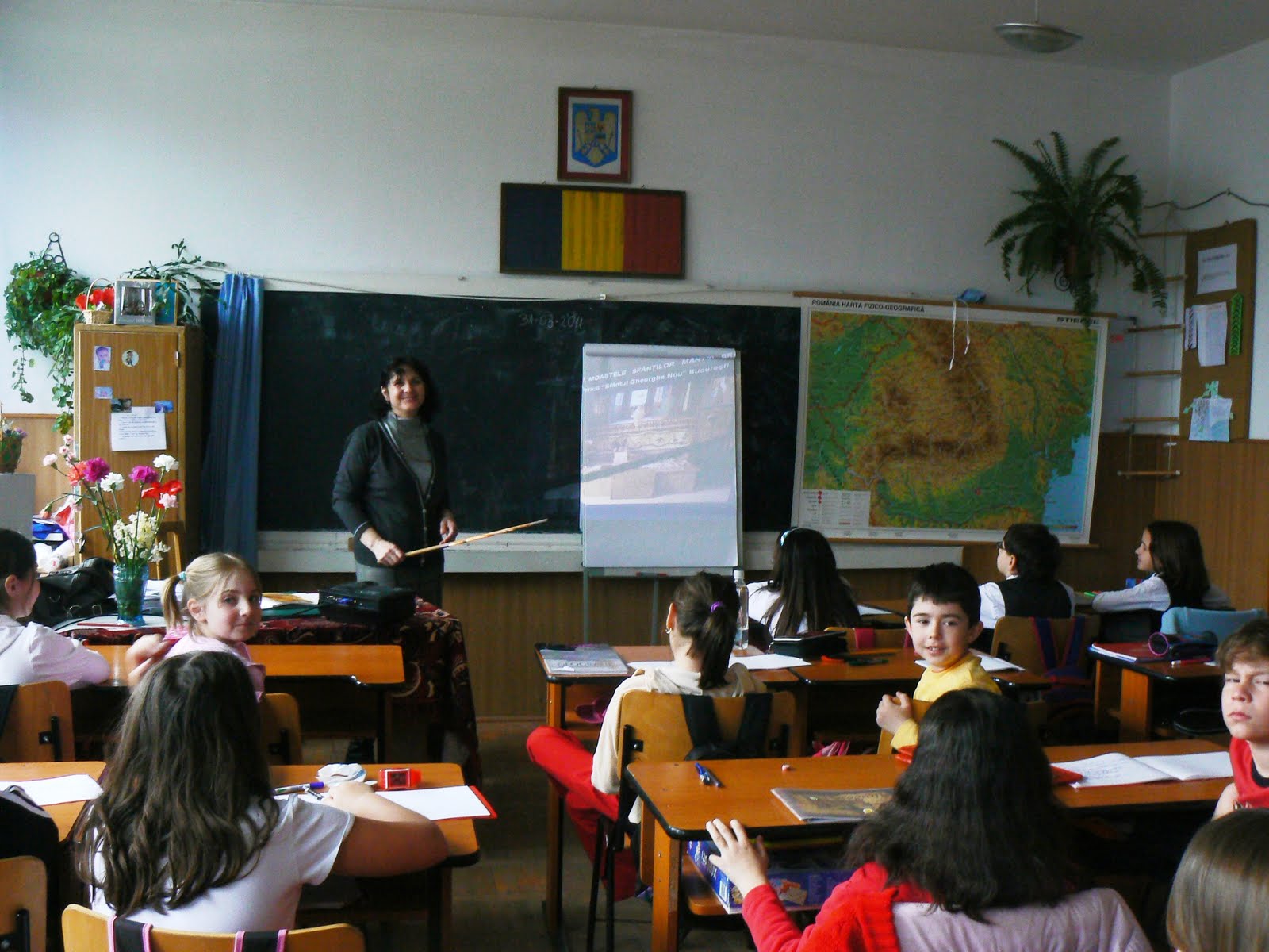 Școala Nr. 200 București: Clasele I-IV