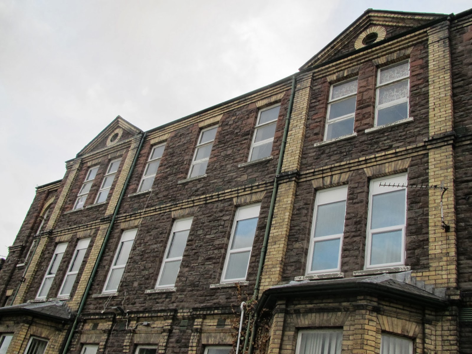 Local History of South Wales & Llanhilleth Miners' Institute: The Workhouse