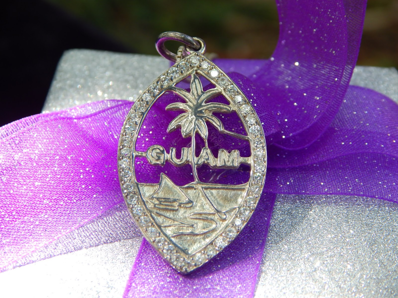 Vintage Guam Guåhan Great Seal of Guam Island Crystal Encrusted ...