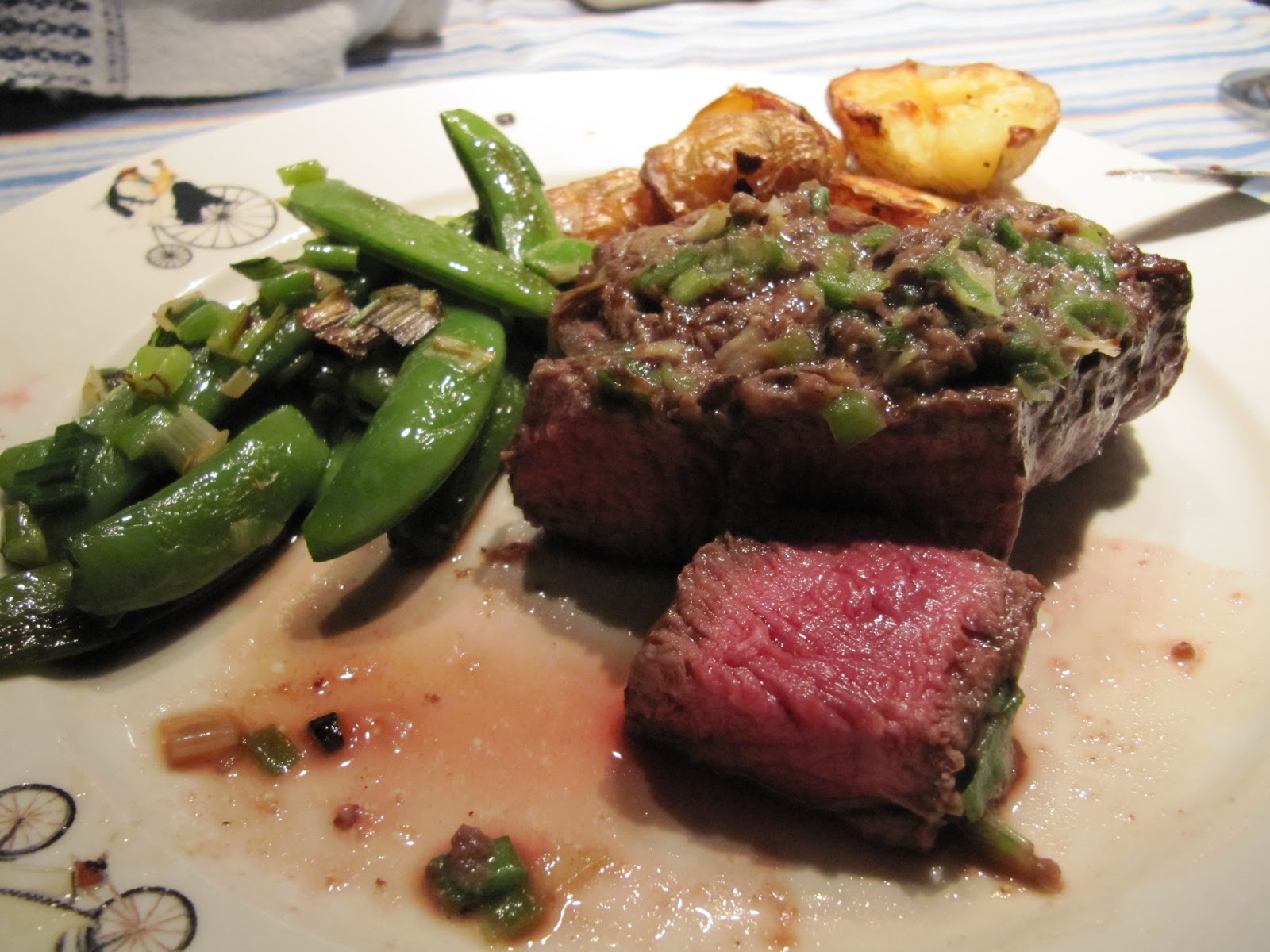 Anecdotes de Cuisine: Filet mignon au beurre d’anchois