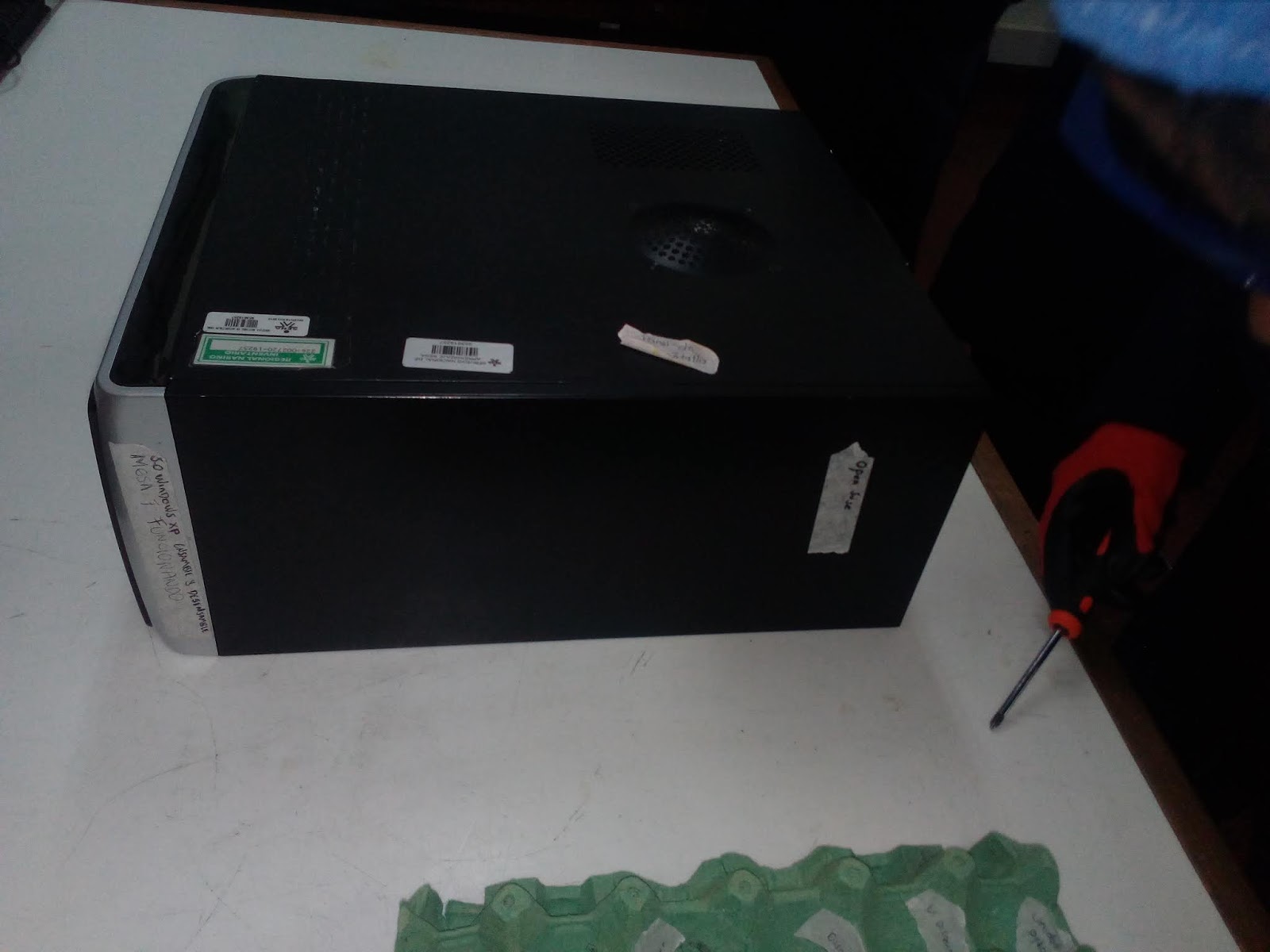 PROCEDIMIENTO DE DESENSAMBLE DE UNA PC