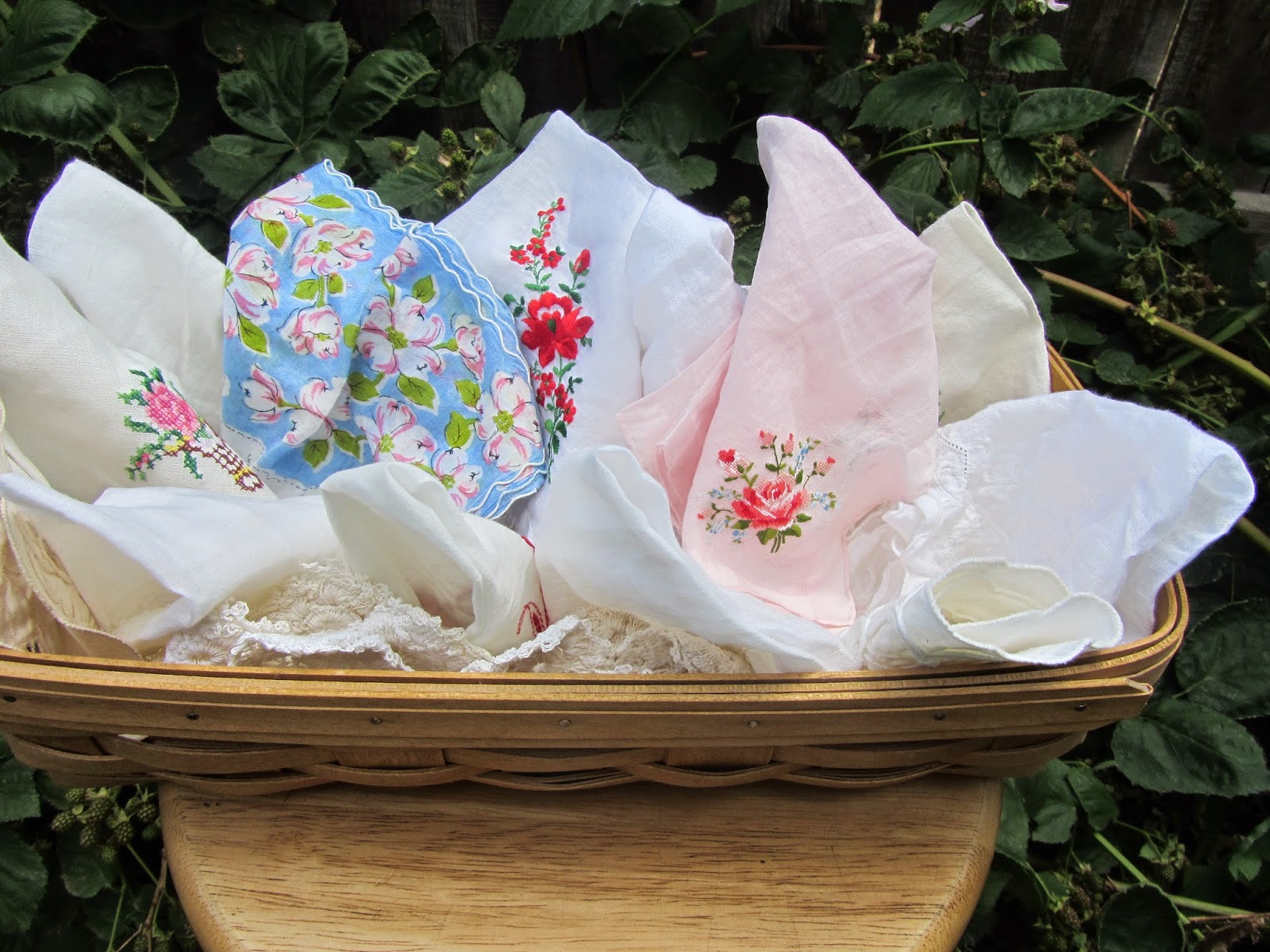 Mashed Potatoes and Crafts: Vintage Hankie Wedding Favors