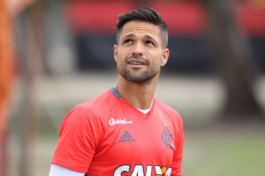 Flamengo Notícias: Neto da Band cobra Diego (mesmo sem jogar) e ...