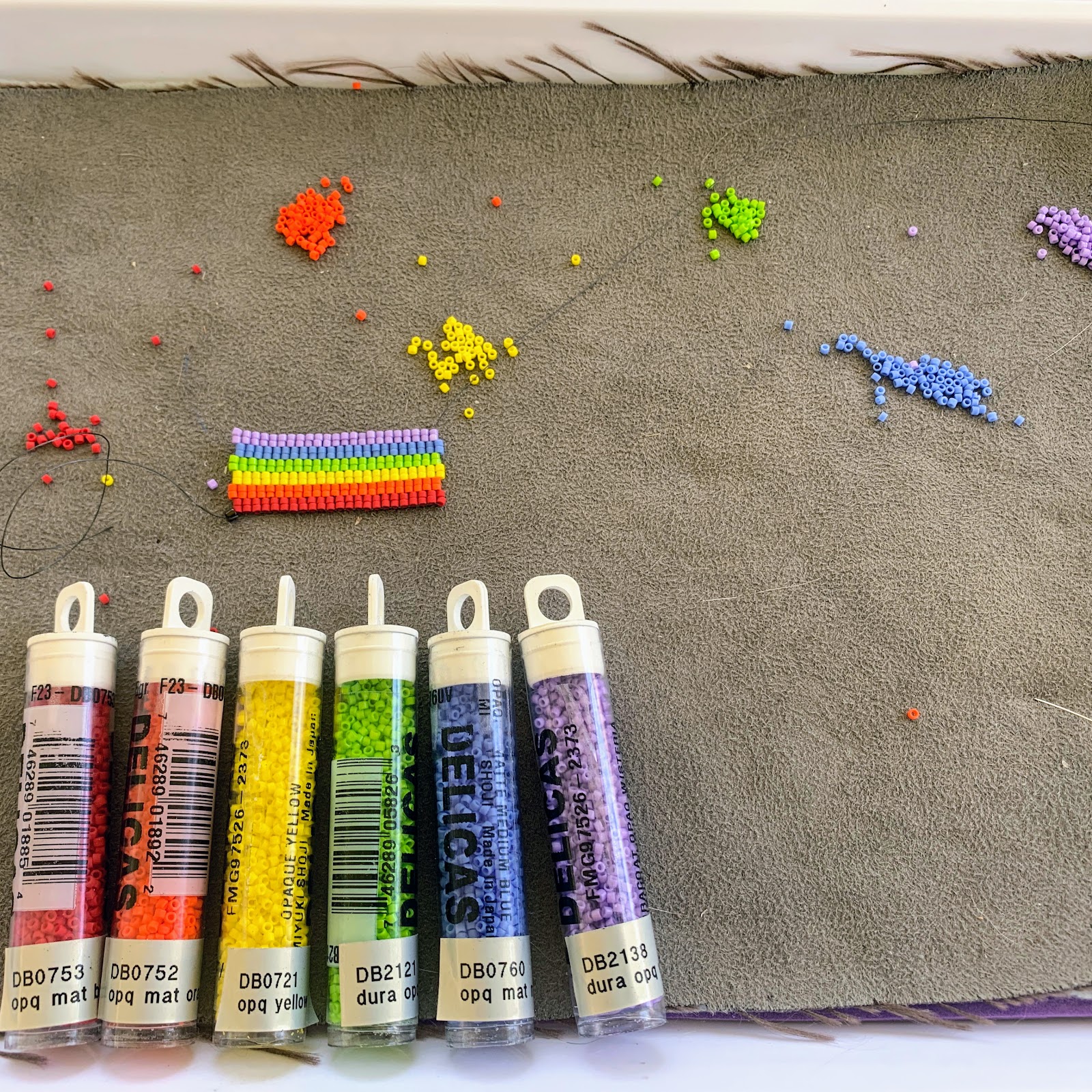 Lisa Yang Jewelry : 2 Drop Peyote Heart Pattern and Ring Tutorial