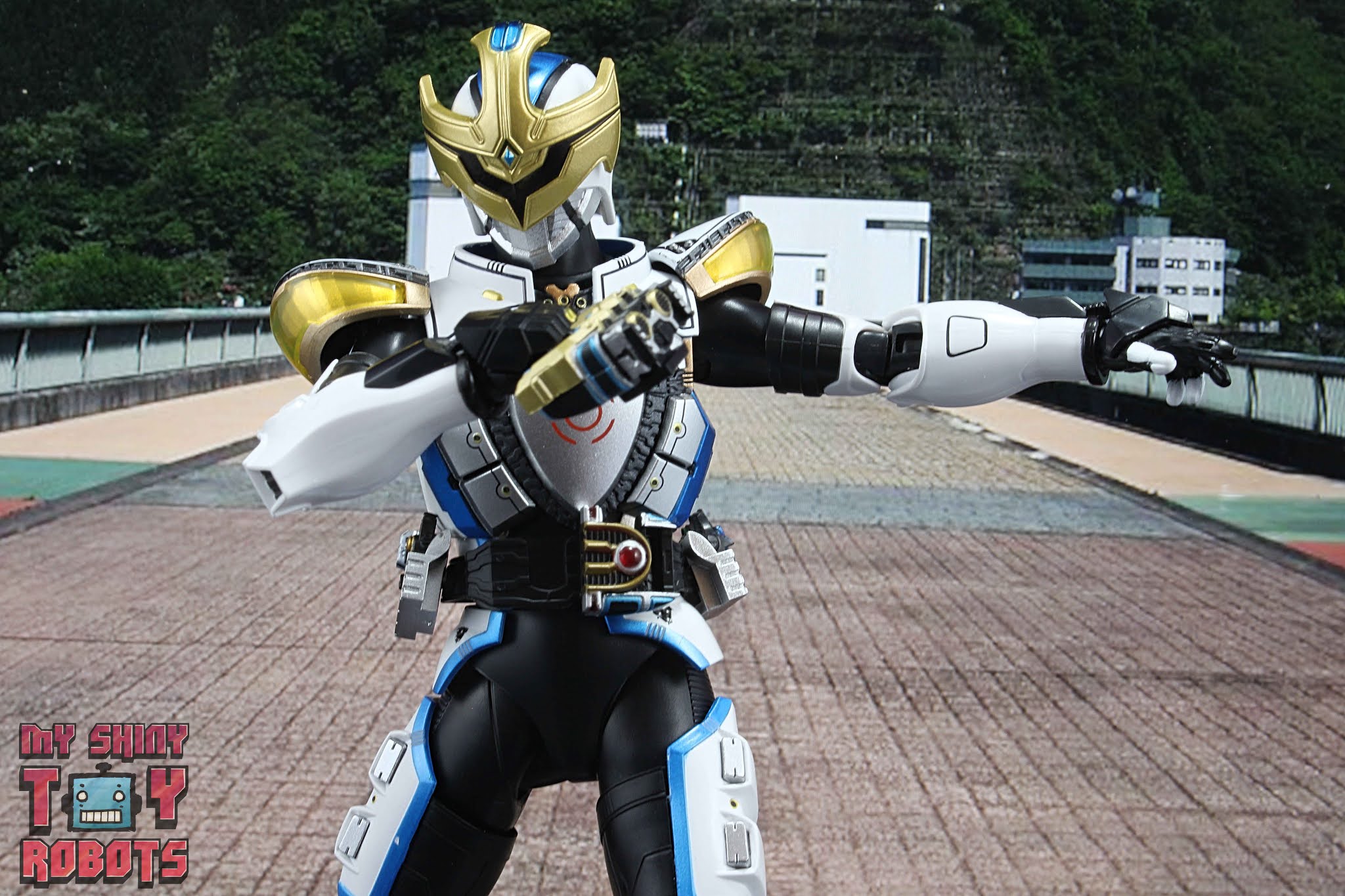 My Shiny Toy Robots: Toybox REVIEW: S.H. Figuarts -Shinkocchou Seihou ...