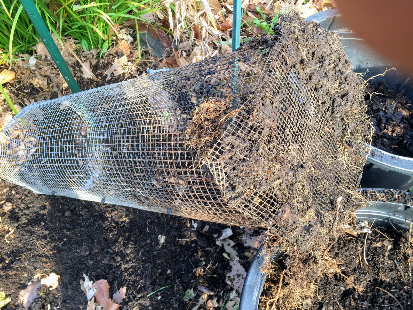 Princeton Nature Notes: Composting Options: How to Build a "Wishing ...