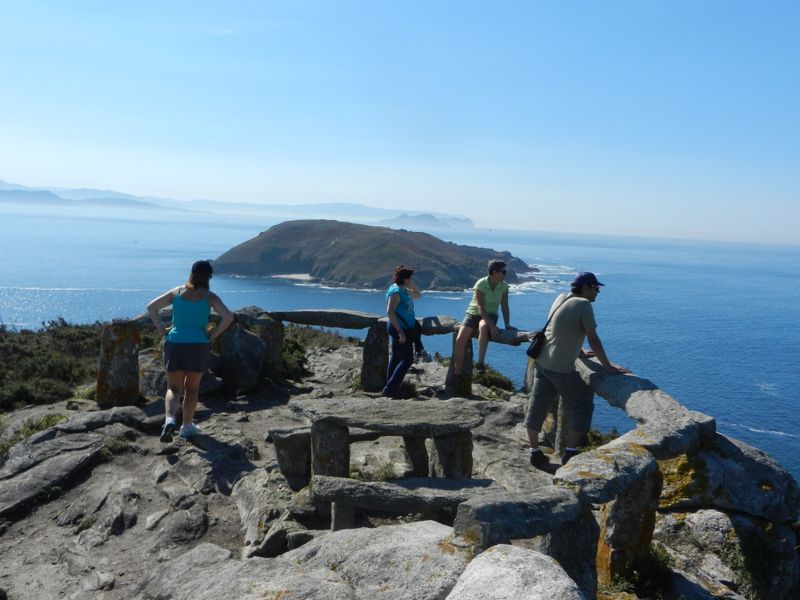 Grupo de Andainas Rías Baixas: Expedición En La Isla De Ons