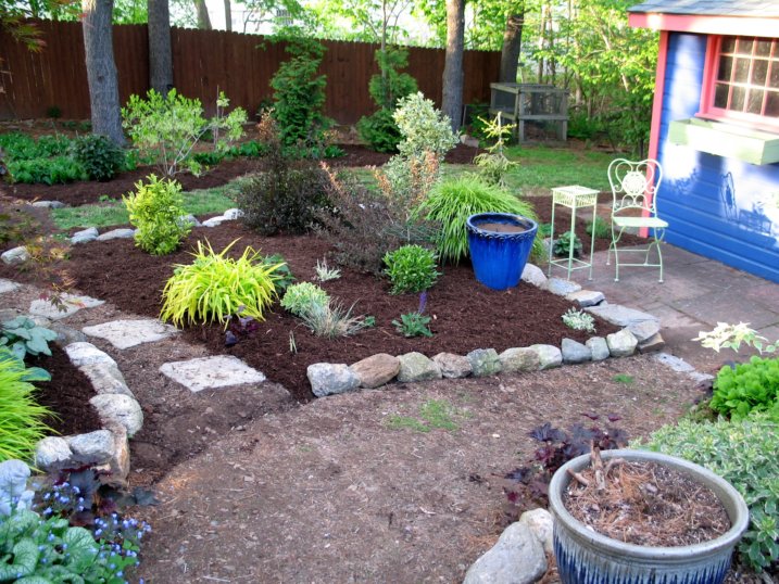 Idyll Haven: Mulch, mulch baby!
