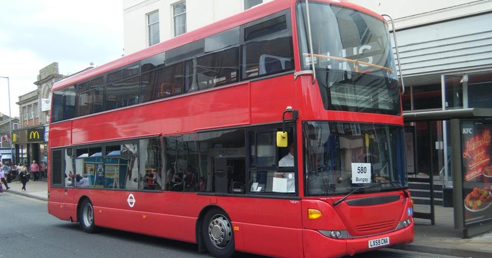 East Norfolk (& East Suffolk) Bus Blog: Border Bus Goes Red