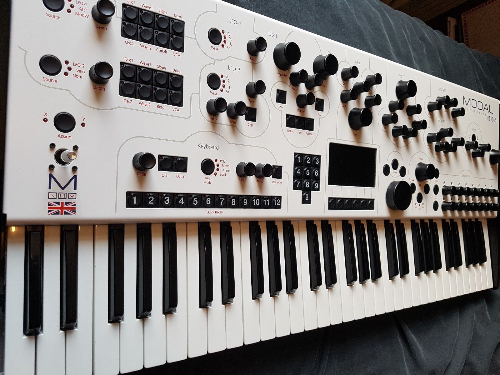 MATRIXSYNTH: modal electronics 002 synthesizer w/ original box