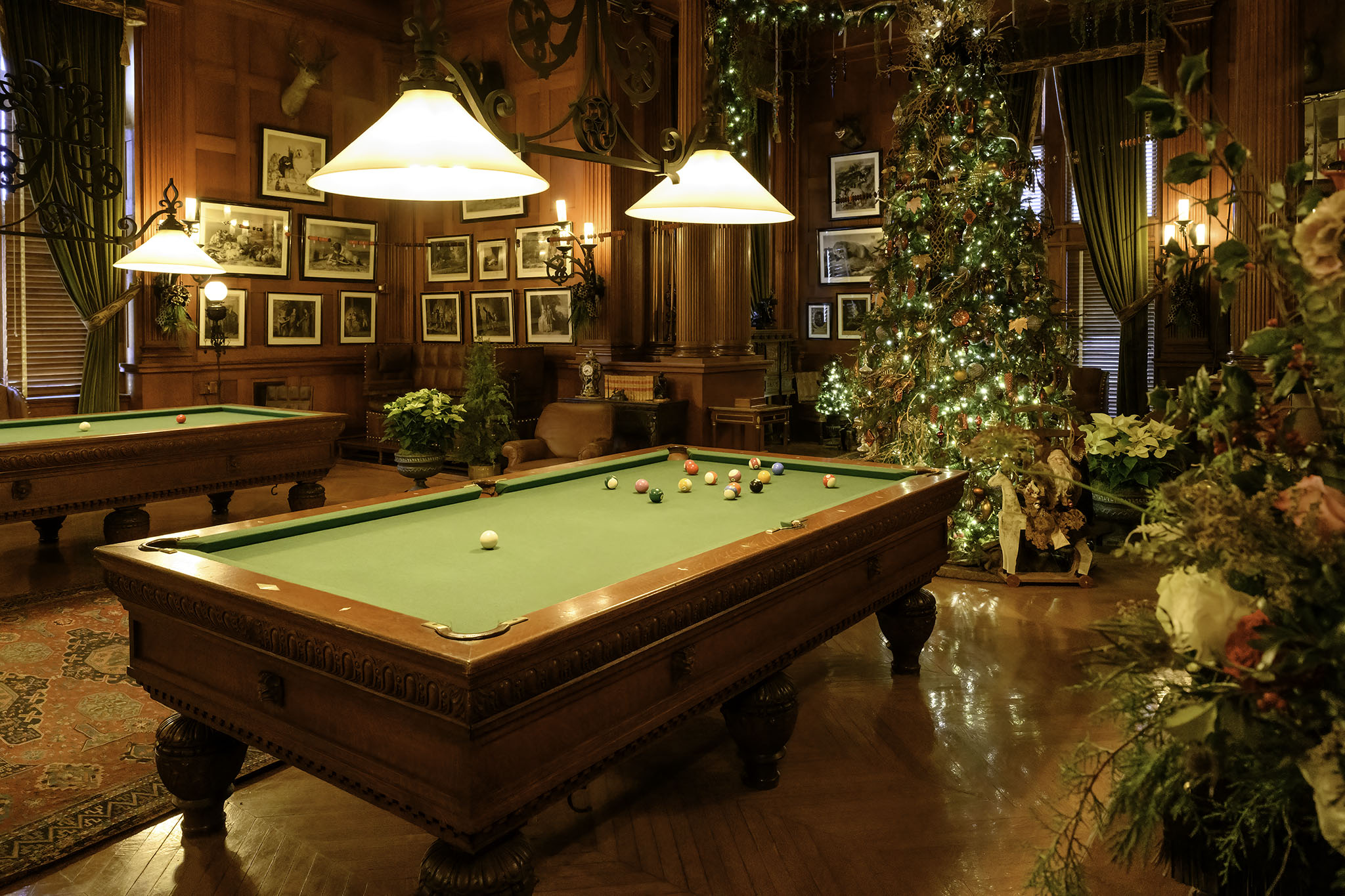 Bubba's Garage: A Biltmore Christmas