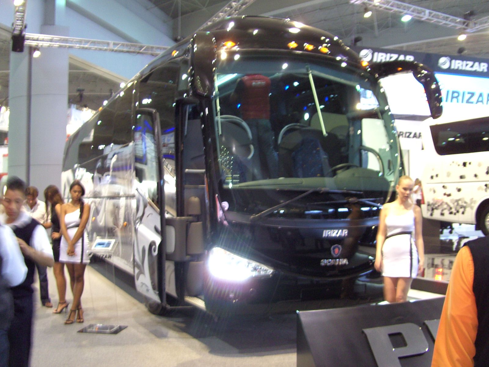 Viajando en Autobus: Irizar PB Walkaround