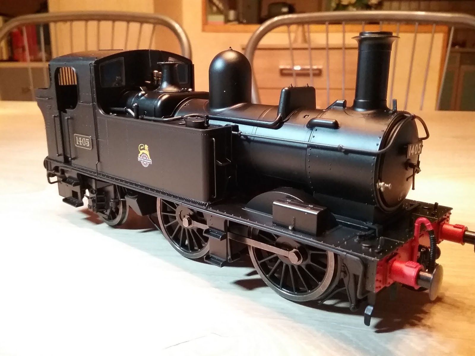 Un petit coin d'Alsace en Belgique : La Class 14xx 0-4-2 BR 1405 Dapol en O