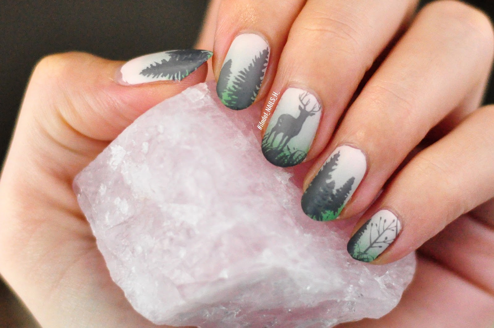Serene Forest // Pink & Green Woodland Scene | nailPointer*