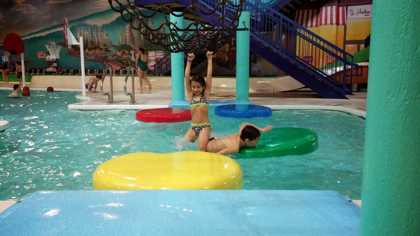 Gust Gab: Metropolis Resort Chaos Waterpark #Staycation
