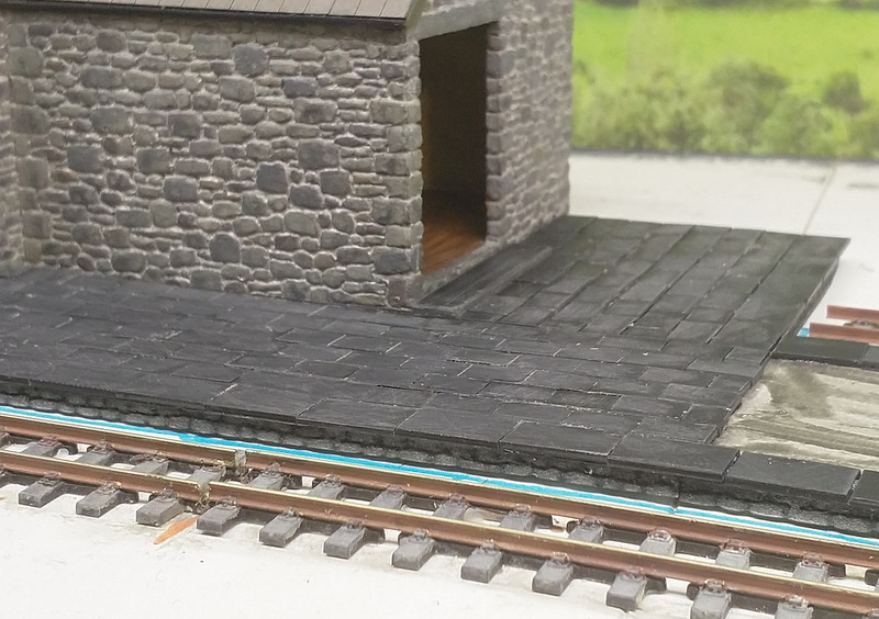 Michael's Model Railways: Platform Paving