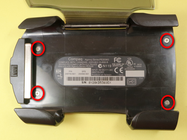 BugWorkShop - 甲蟲工作室: Compaq（康柏）iPAQ H3630 掌上電腦（Palm-size PC）CF護套 - 拆解（四）