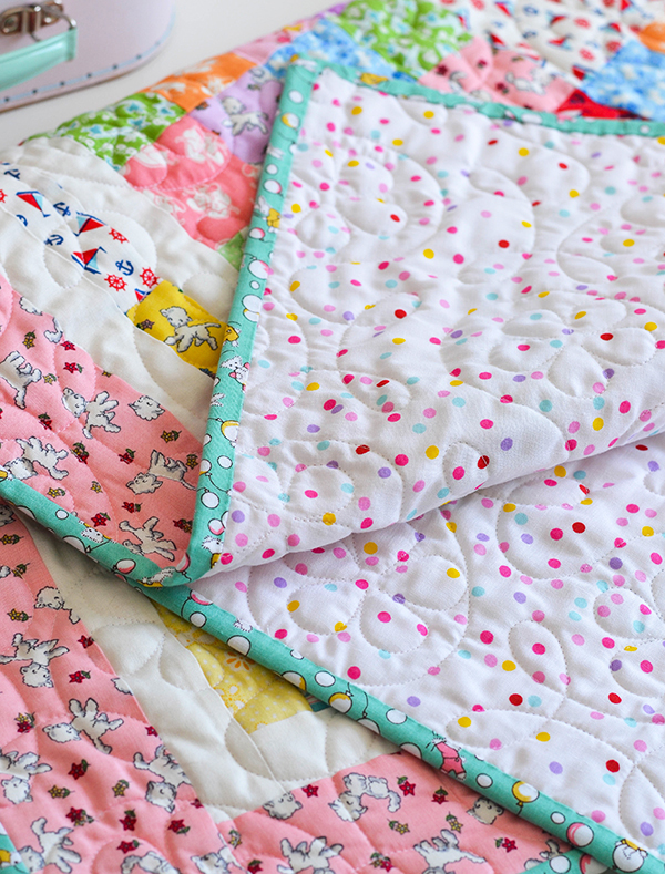 Down Grapevine Lane: 'Toy Chest' cot quilt