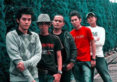 Biografi Grup Nineball « VAN CODET