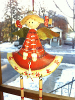 Widening Circle: Angels in the Window [Ellen Stumbo Writing Prompt: A ...