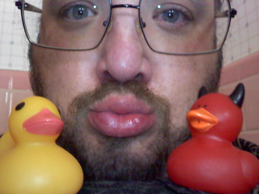 No Harmony: The Fails of Online Dating: Duck Lips
