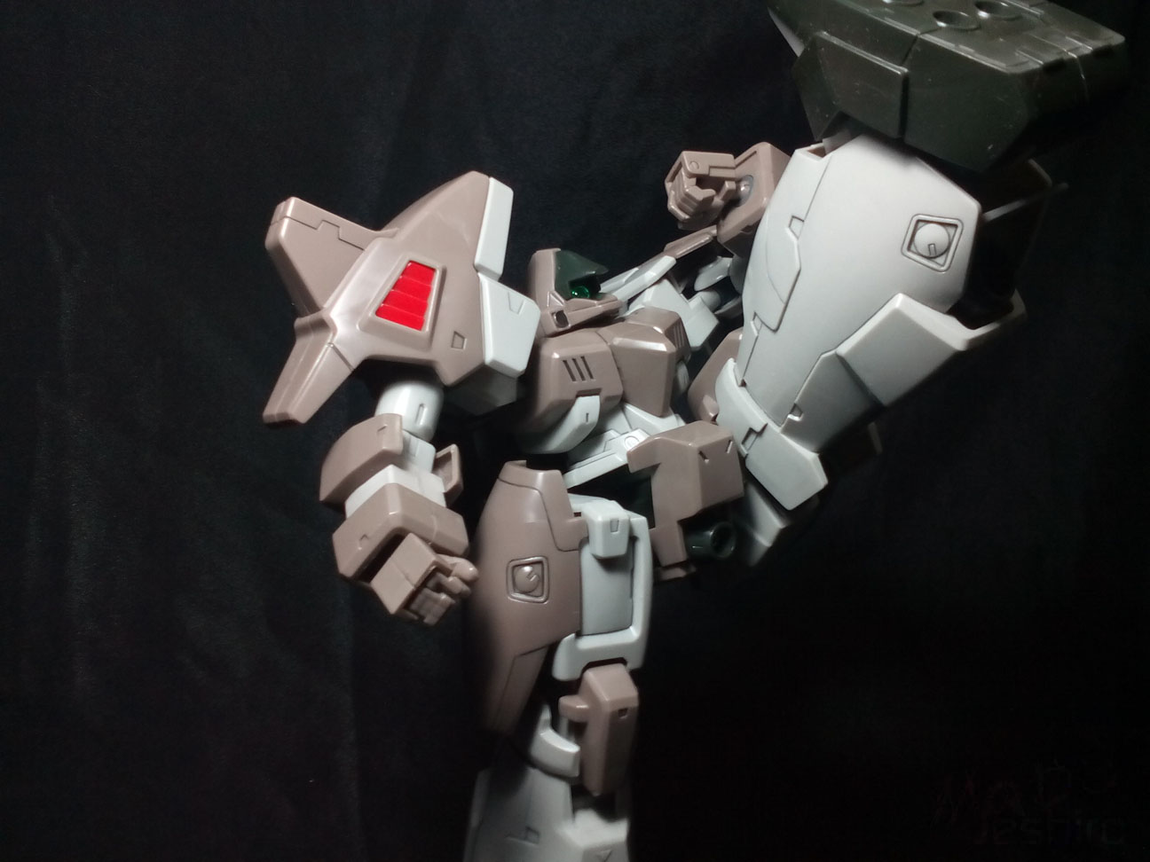 Mad Jeshiro | GUNPLA REVIEWS: Review 045: HG 1/100 Serpent Custom (Bandai)