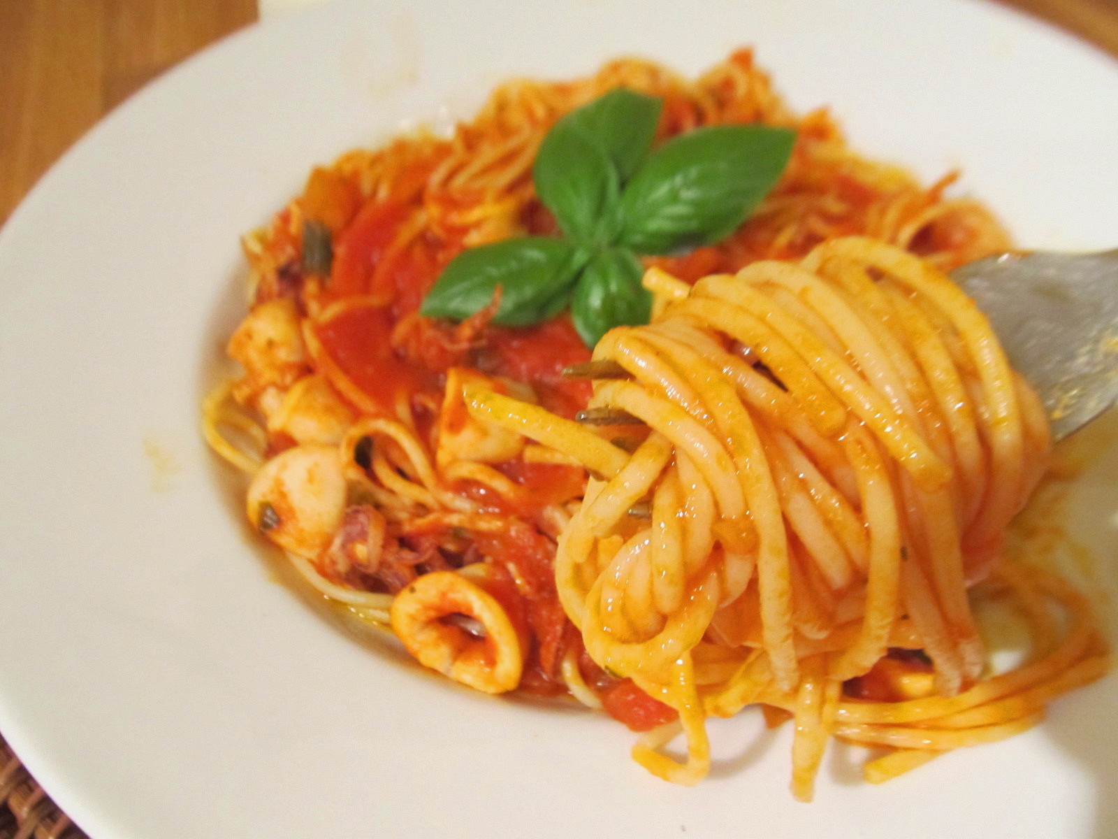 Food and Thrift: Spaghetti with Calamari Sauce