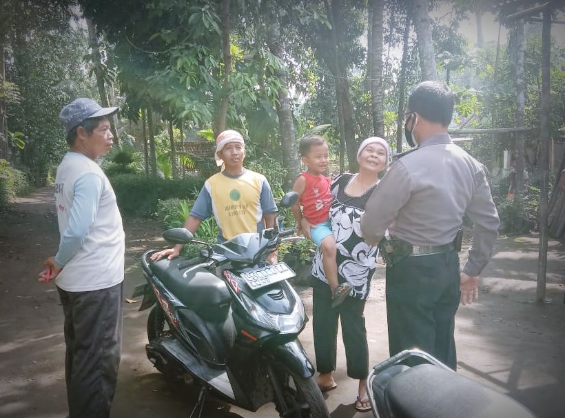 Main Terlalu Jauh, Bocah 3 Tahun Nyaris Hilang di Kutowinangun - ini ... Main Terlalu Jauh, Bocah 3 Tahun Nyaris Hilang di Kutowinangun - ini ...