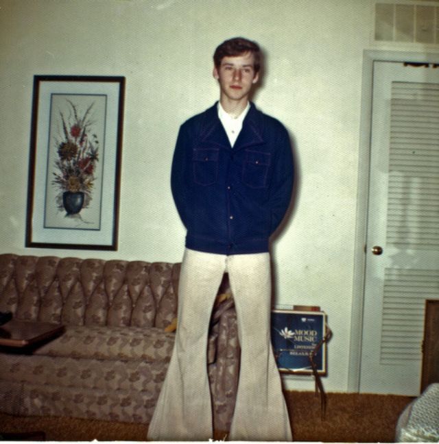 Cool Snaps of Young People in Bell-Bottoms From the 1970s ~ Vintage ...