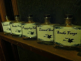 Pollyanna Reinvents: Spooky Spices for Witch's Brew