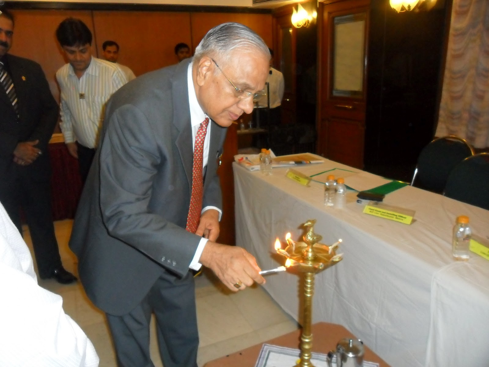 LIONS CLUB OF BOMBAY (VERSOVA): DEEP PRAJWALAN - INSTALLATION CEREMONY ...