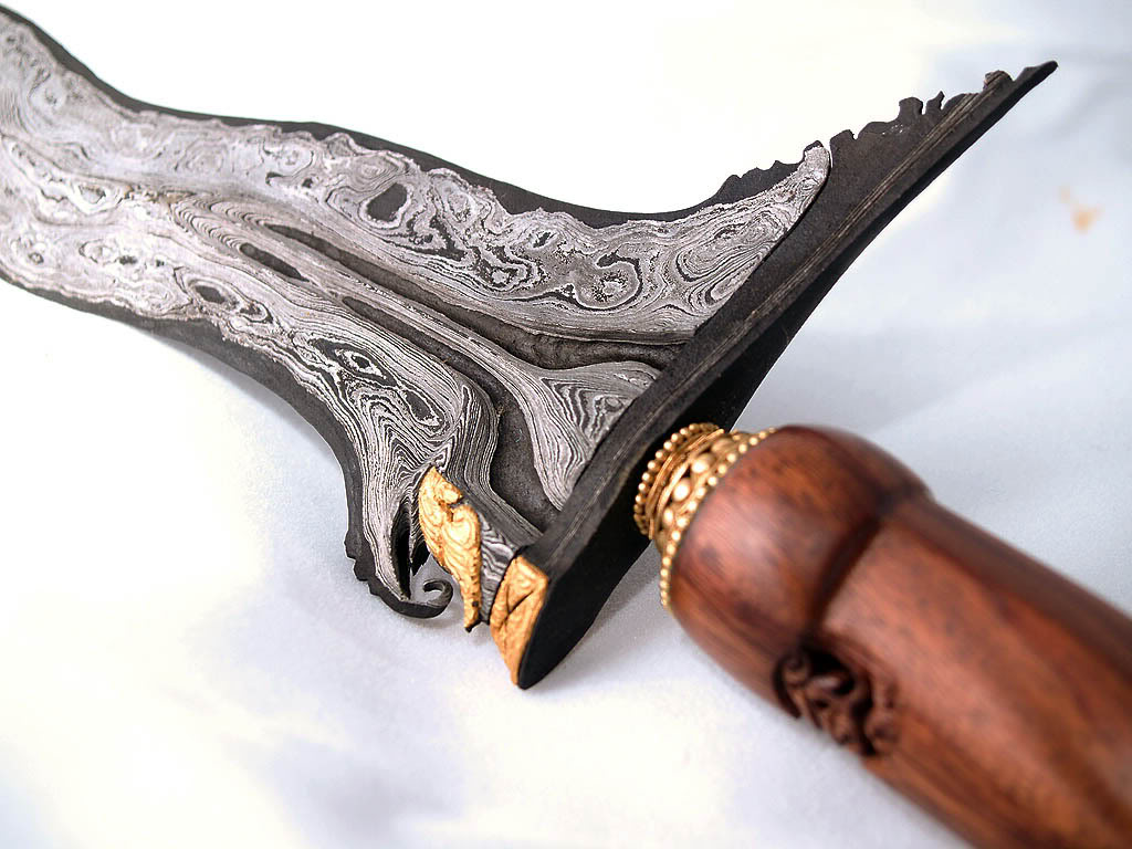 Sang Rusa: KERIS