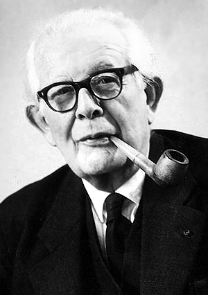 ETAPAS DEL DESARROLLO COGNITIVO DE JEAN PIAGET