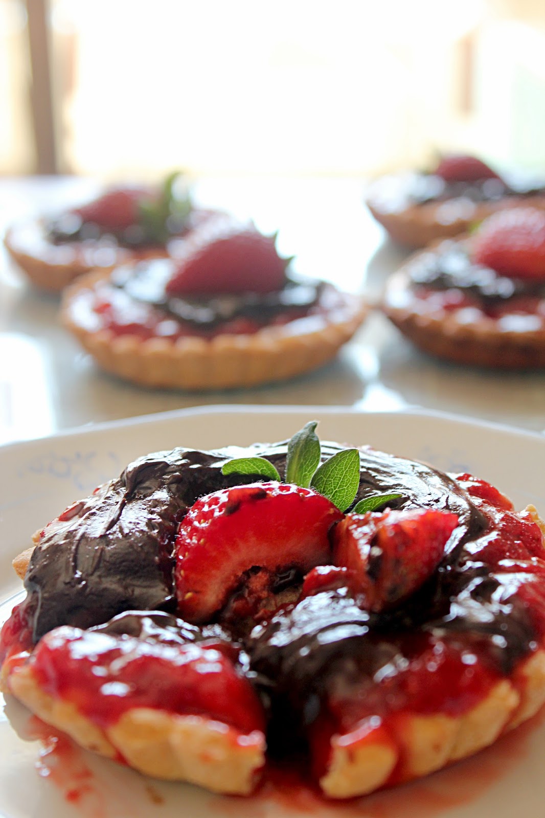 Tarteletes de morango e chocolate